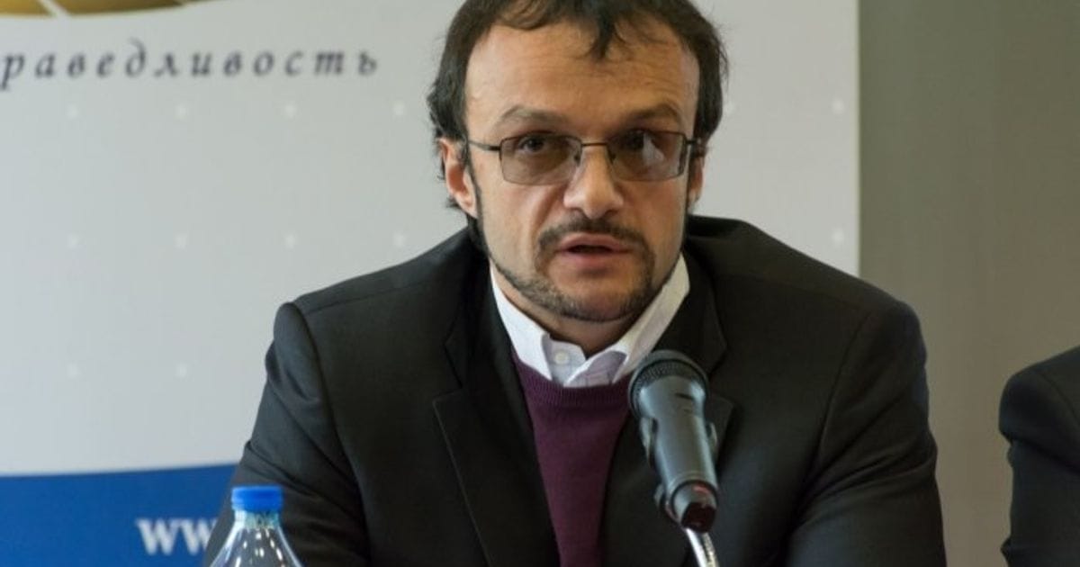 Spisak nepoželjnih: Profesor Dejan Mirović vraćen sa granice